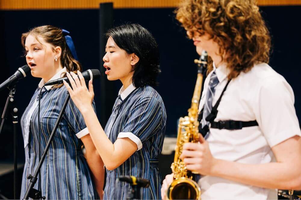 Outstanding Achievement Awards 2024 | AIS Singapore